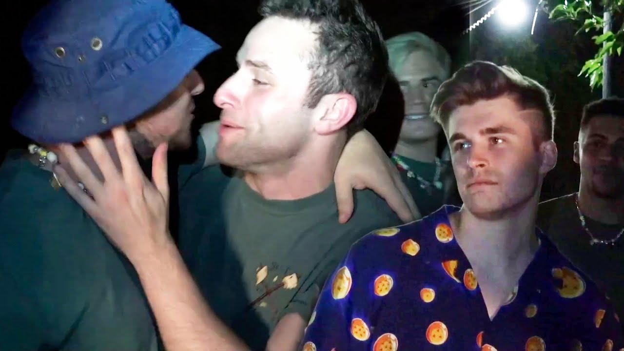 Rich Kisses Austin And Ludwig Gets Jealous Youtube