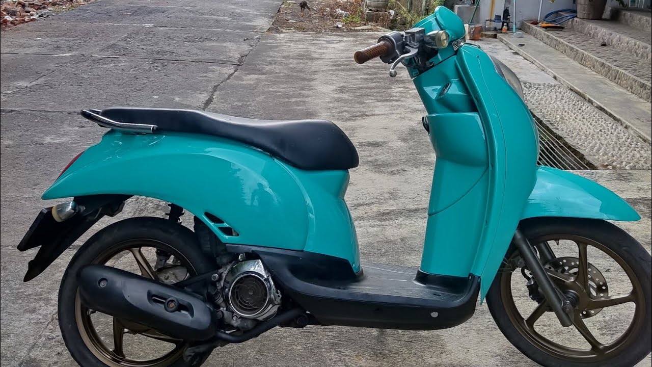 rombak motor tua jadi muda | honda scoopy | surat lengkap masi diharga ...