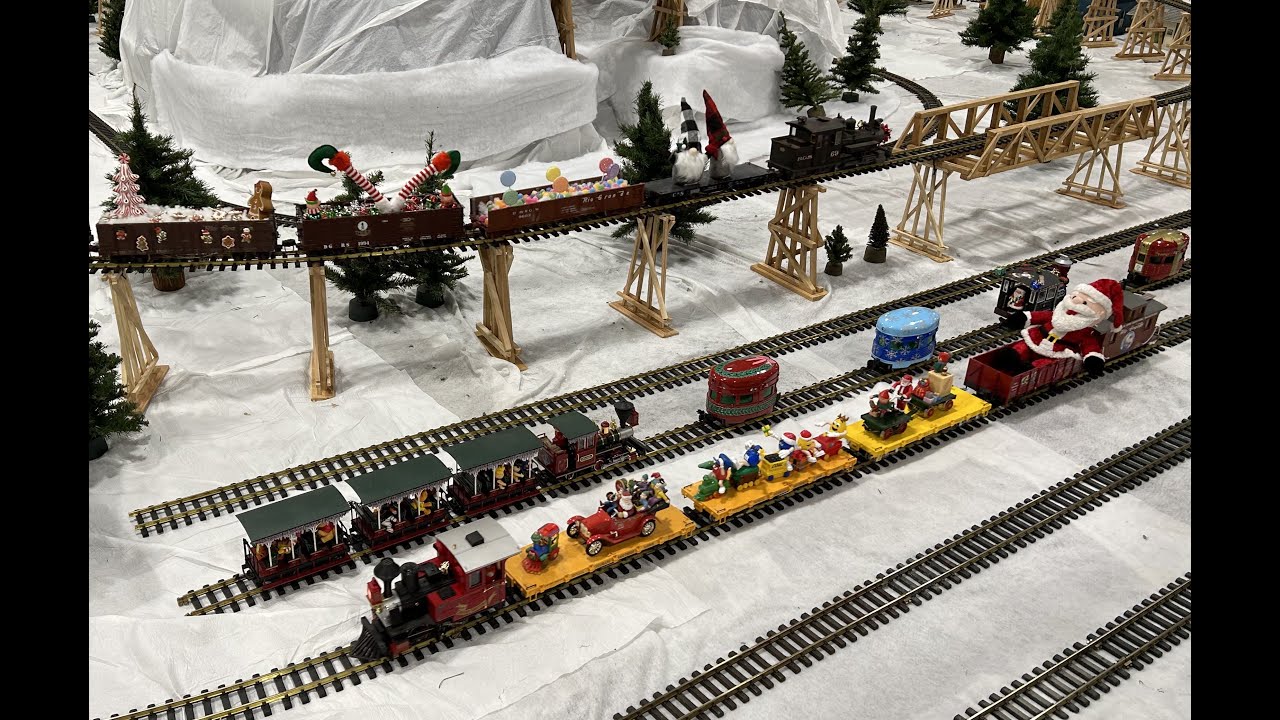 G Scale Trains at the 2023 Denver Christmas Show - YouTube