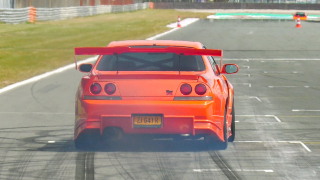 1000HP Nissan Skyline Bee*R B334R RB30 - BURNOUTS, Accelerations, EPIC ...