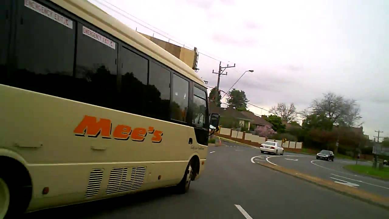 mees bus 8017 A0 - YouTube