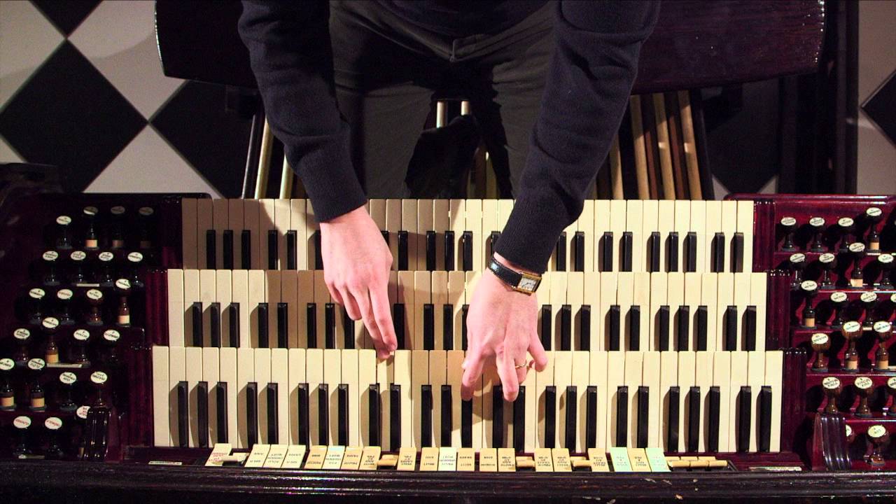 Grieg - Rigaudon (Suite 'From Holberg's Time/Aus Holbergs Zeit/Fra ...