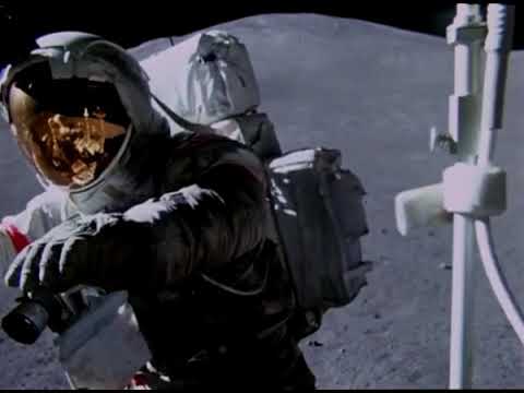 Ay'da araba süren astronotların ilginç görüntüleri