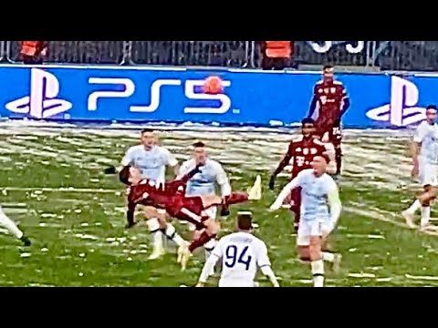 Robert Lewandowski Bicycle Kick Goal vs dynamo kiev | Bayern Munich vs ...