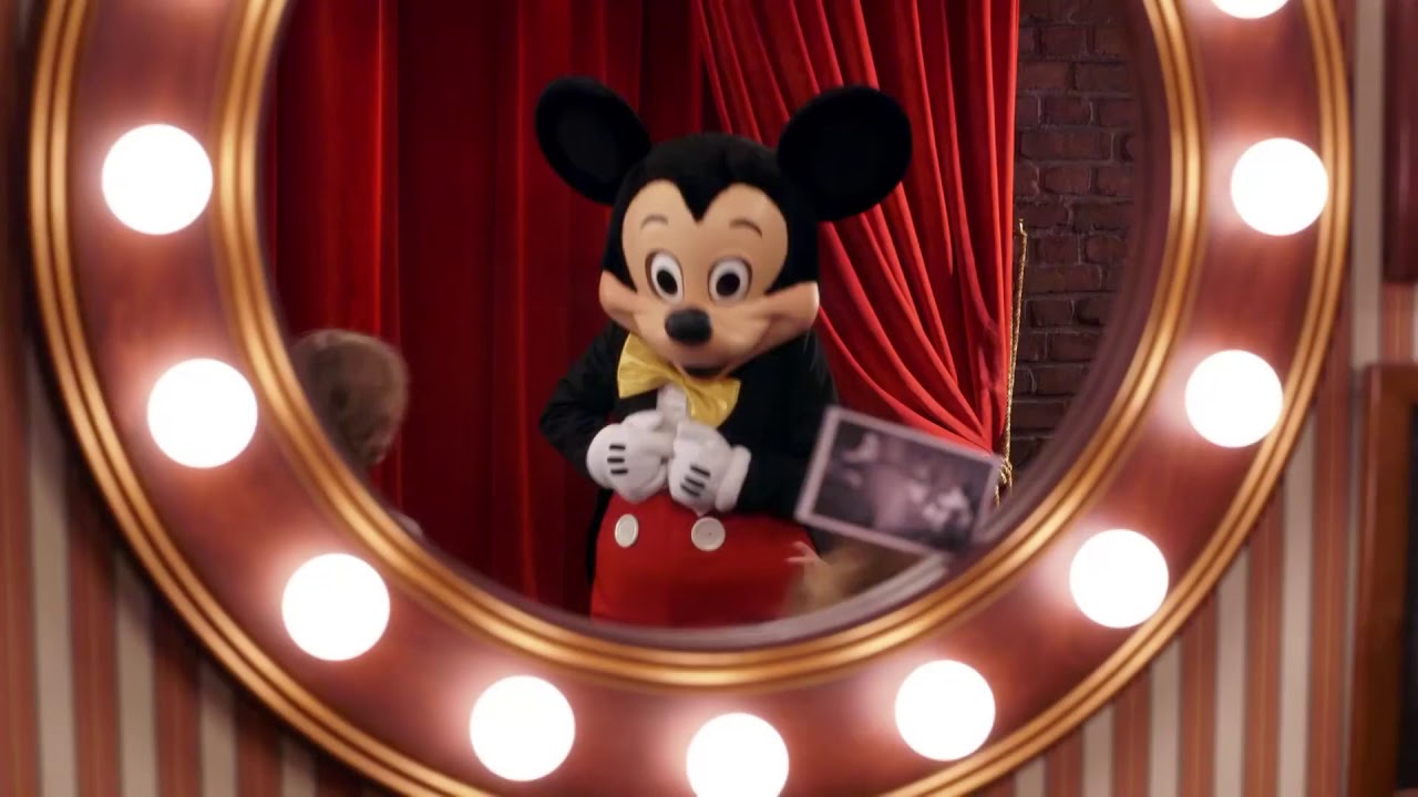 Meet Mickey Mouse - Disneyland Paris - YouTube