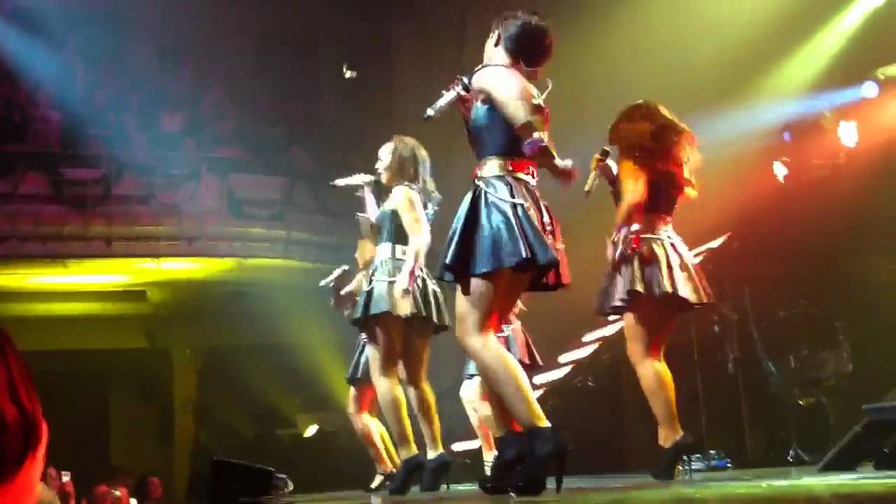 The Saturdays Missing You headlines tour Newcastle - YouTube