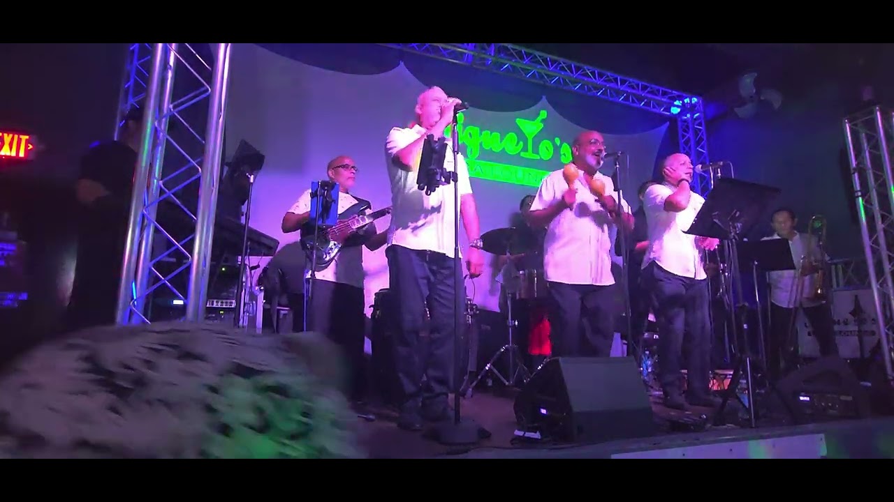 La Maleta con Salsa Project - YouTube