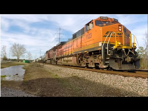 BNSF 1123 H3 GE C44-9W-BNSF Mixed Freight on BNSF Houston Sub and a - YouTube