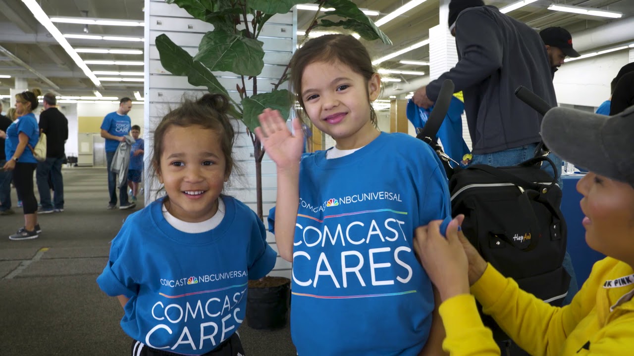 Comcast Cares Day 2019 in Seattle with Plymouth Housing - YouTube