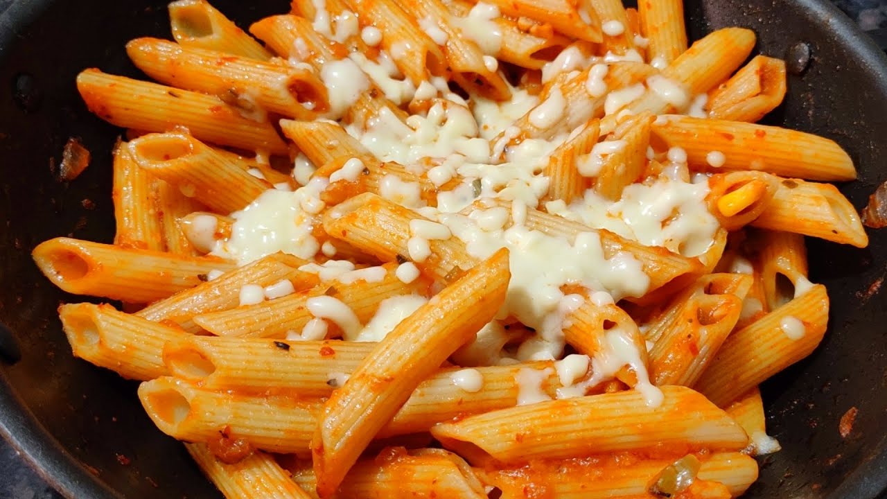 Red Sauce Pasta Recipe | Quick pasta in Red Sauce | Tomato pasta recipe ...