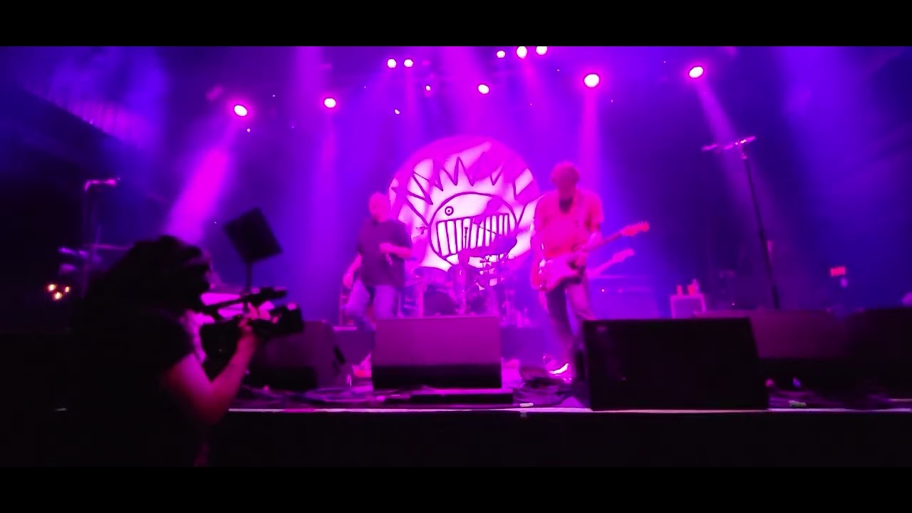 Ween - LMLYP - 2023-03-18 Las Vegas NV Brooklyn Bowl - YouTube