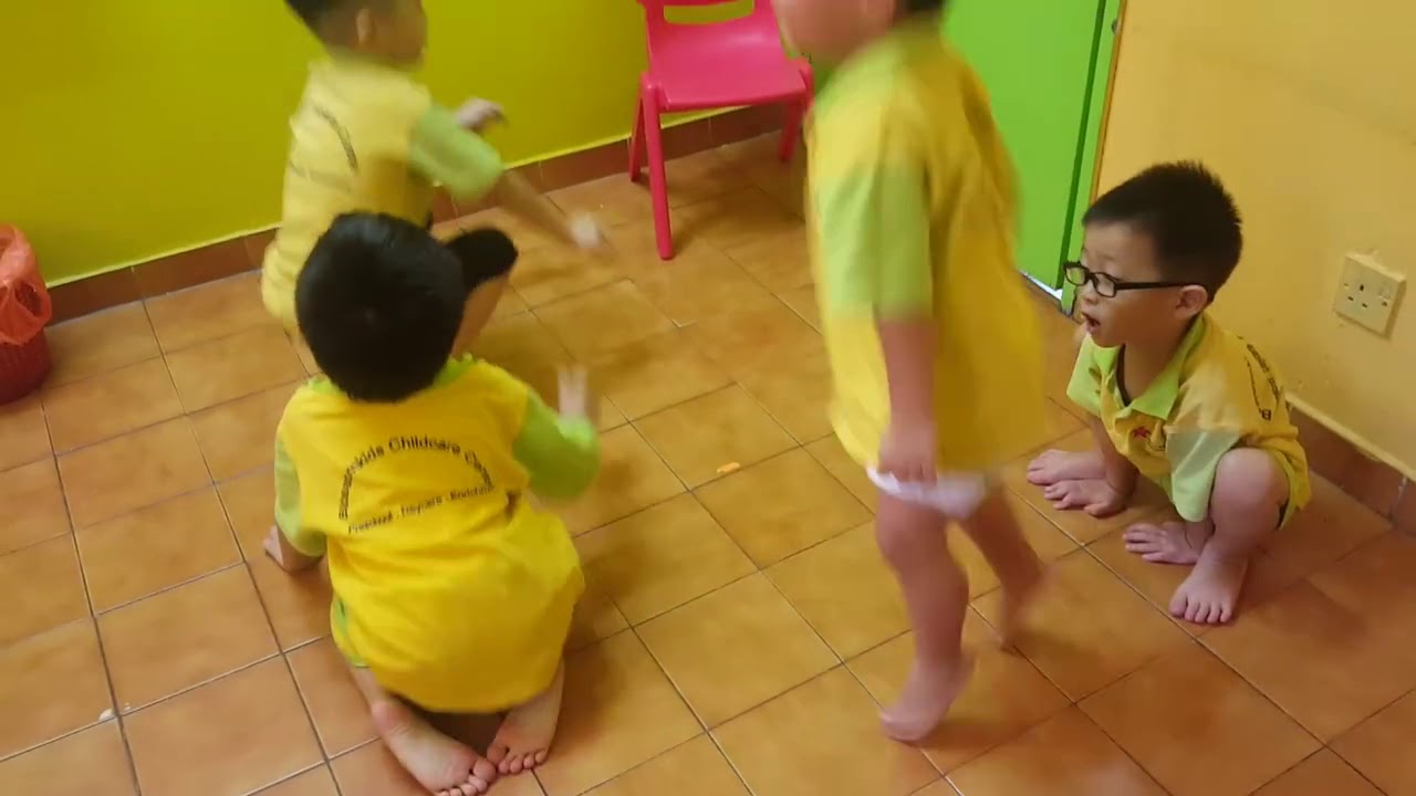 MIM Five Little Frogs - Blossomkids 4yo - 10/7/2017 - YouTube