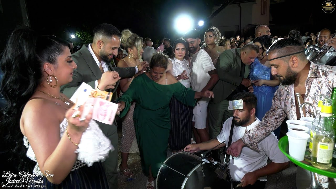 MARKO MARKOVIC BOMBARDERI LIVE 2024 GAJDA SAMPIONKA LIVE VR BANJA (STUDIO BEKO)6K LESKOVAC - YouTube