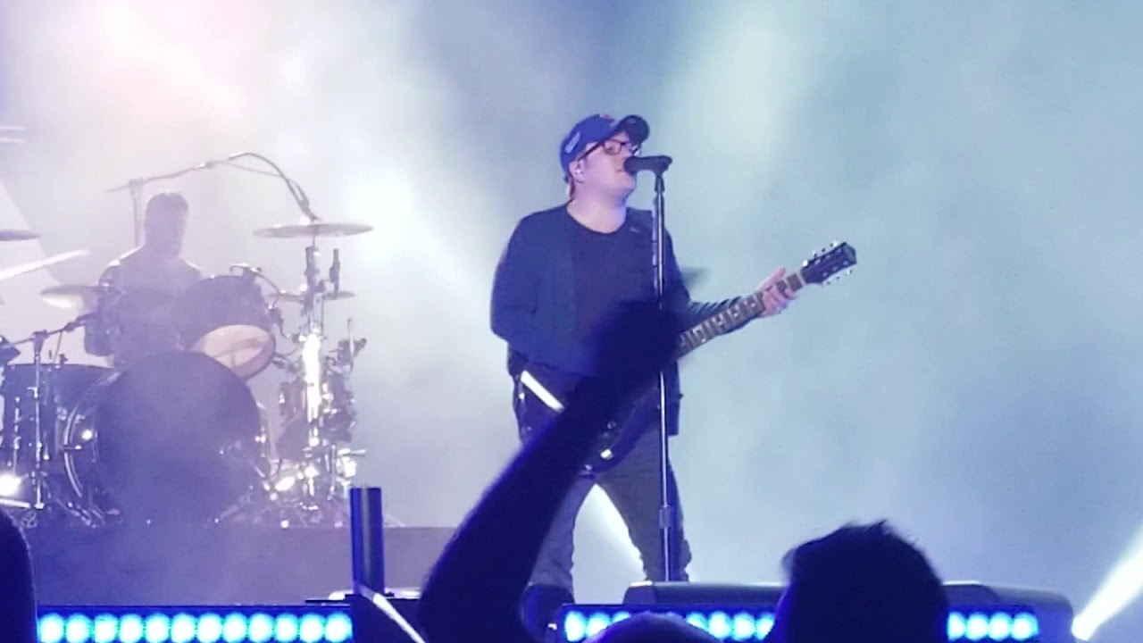 Fall Out Boy| Chicago Wrigley Intro and Disloyal Order of Water ...