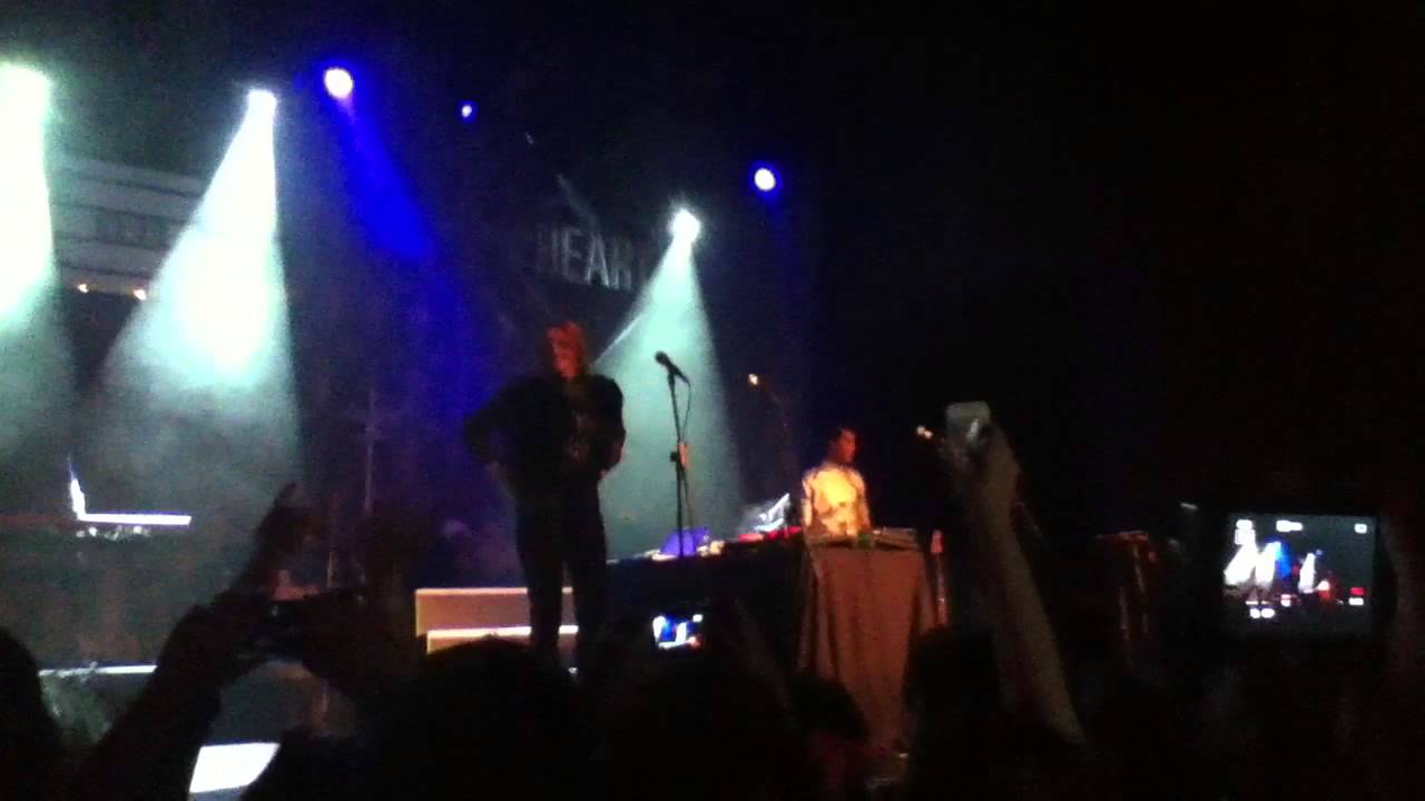 Icona Pop - I Love It (Live) - Austin, TX at Emo's 12/18/2012 - YouTube