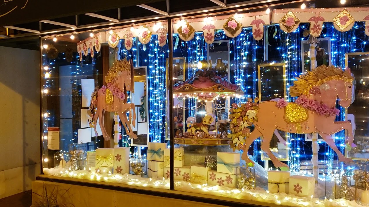 Yours Truly Christmas Window Display - YouTube
