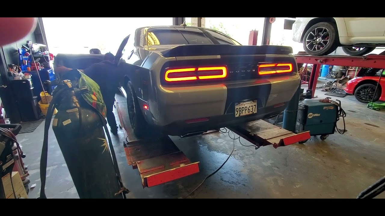 Mid Muffler Delete on 2022 Challenger Scatpack. - YouTube