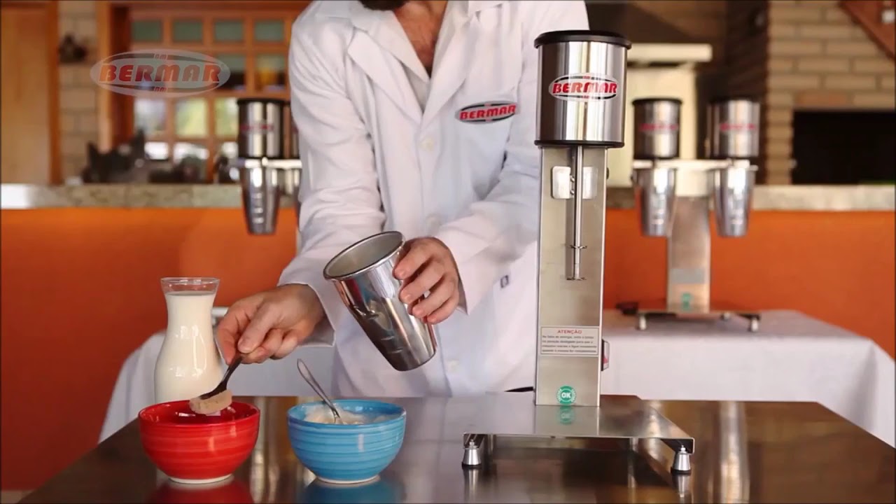 Batedor de Milk Shake Bermar - YouTube