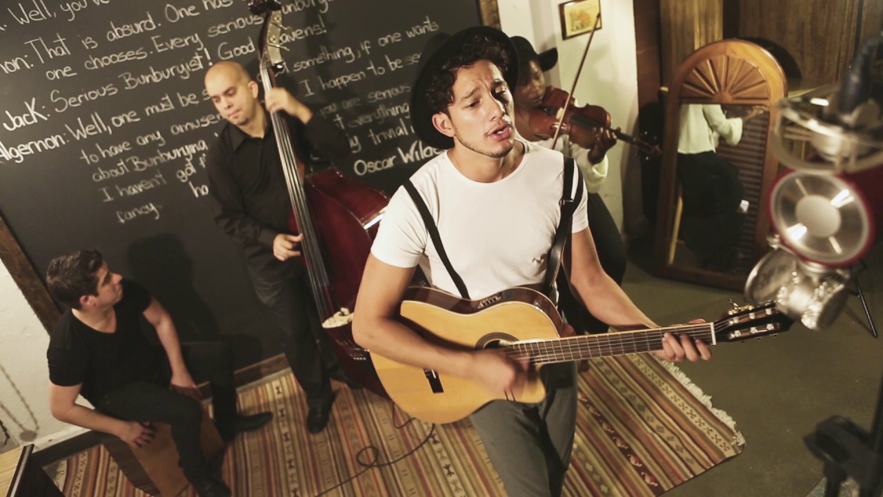 Neda Fight Me VideoClip Unplugged - YouTube