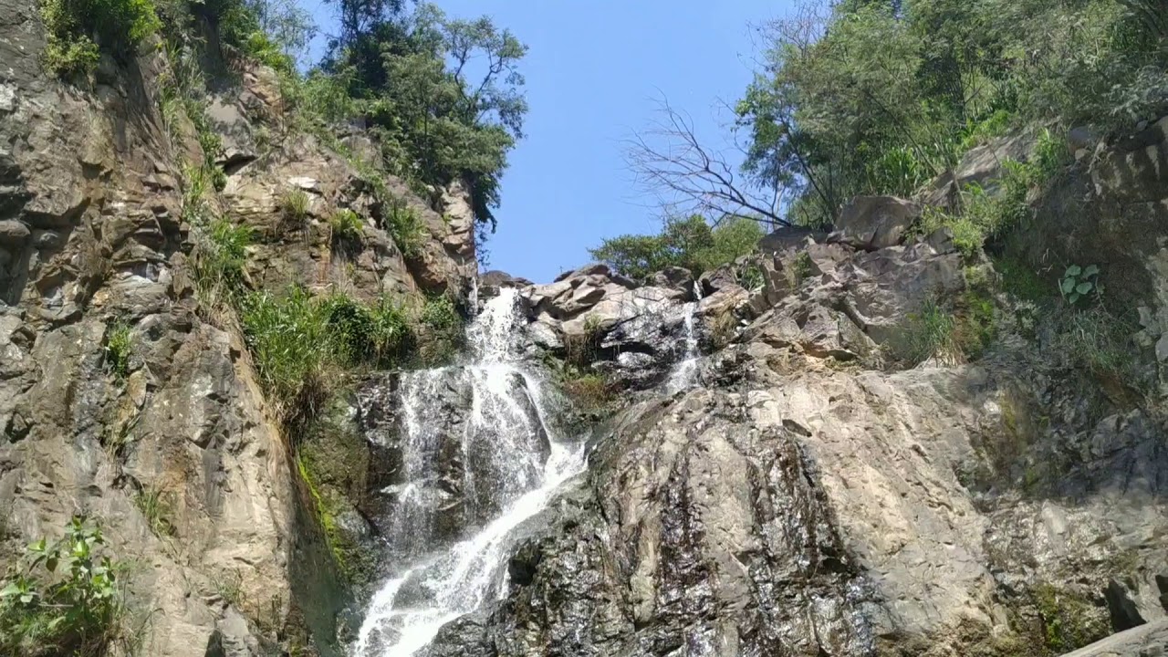 Air Terjun Gunung Batu - YouTube