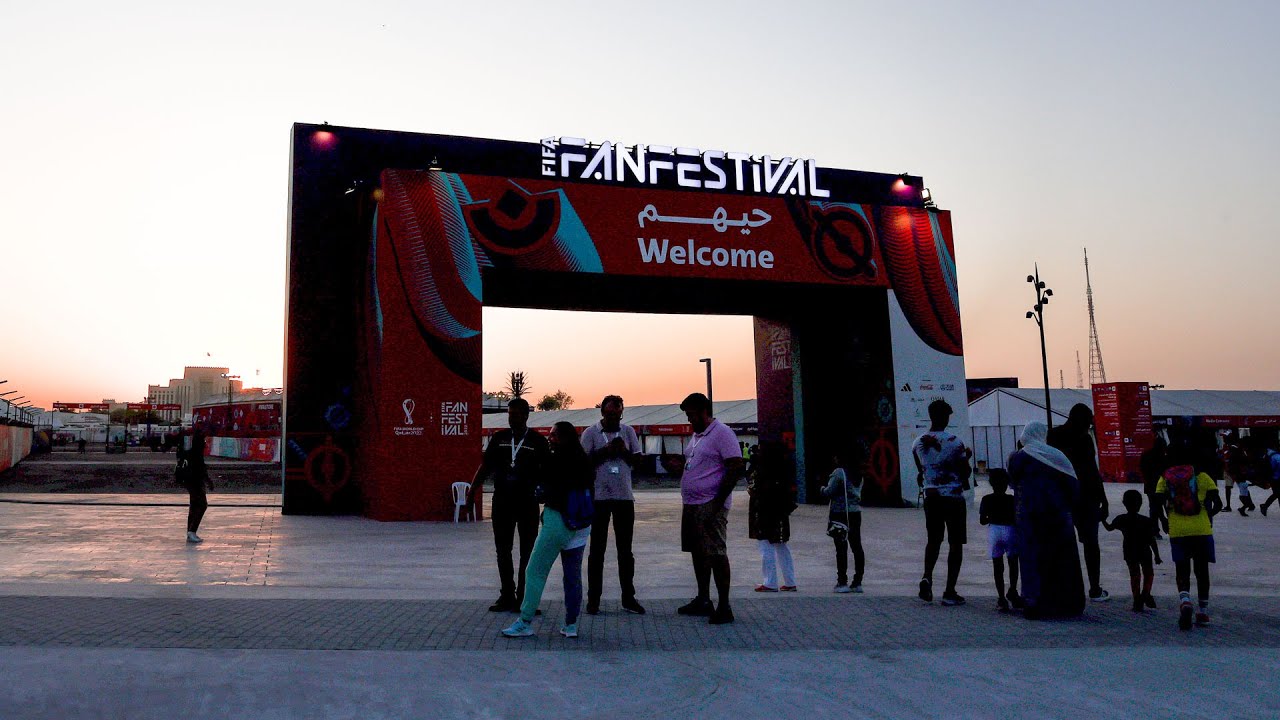 30 Grad Celsius und 13,50 Euro für ein Bier: Das erwartet Fans in Katar ...