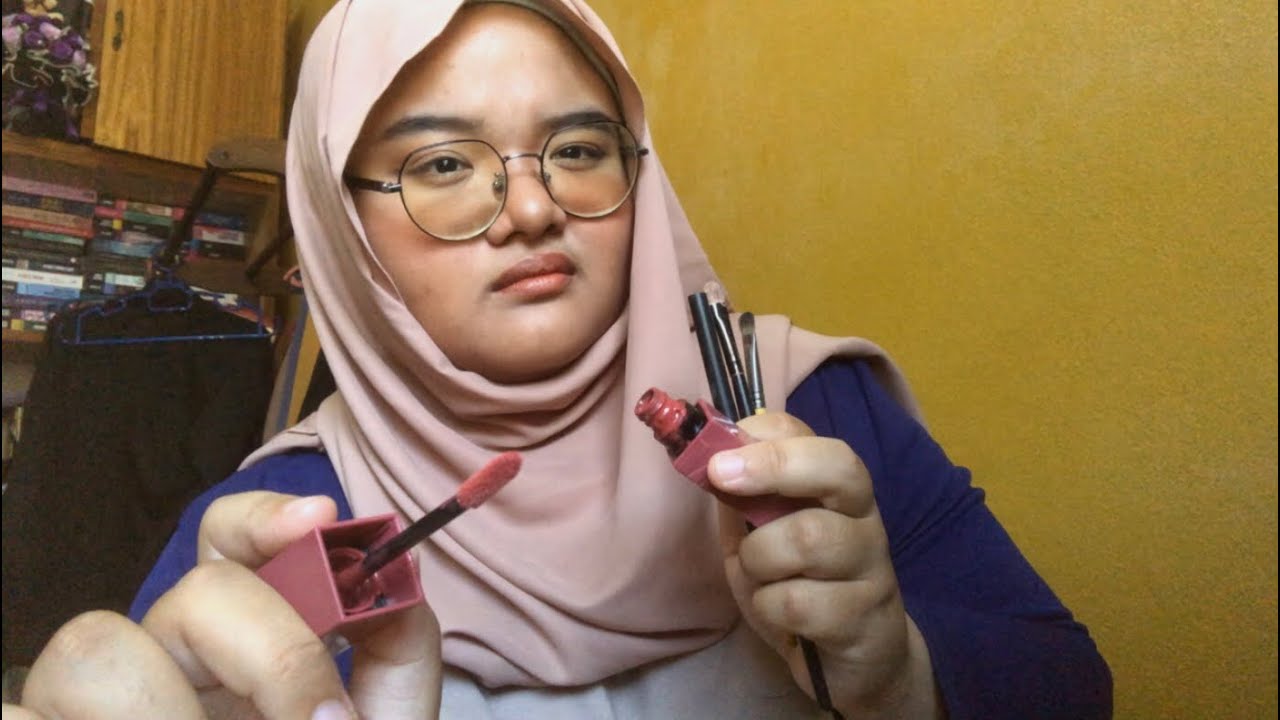 ASMR MAKEUP ~ your toxic +”mulut jahat” friends do your makeup 💋😂 | MALAY ASMR - YouTube