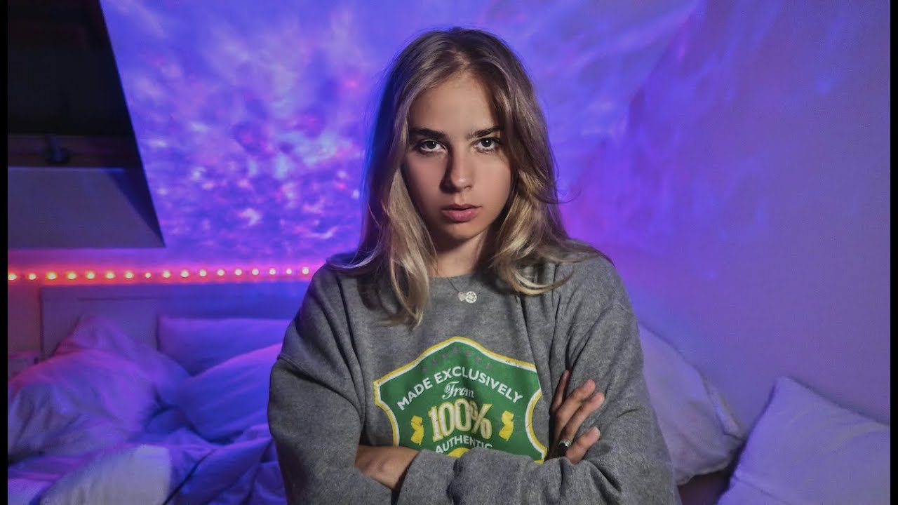 Julia Pośnik #Hot16Challenge2 - YouTube