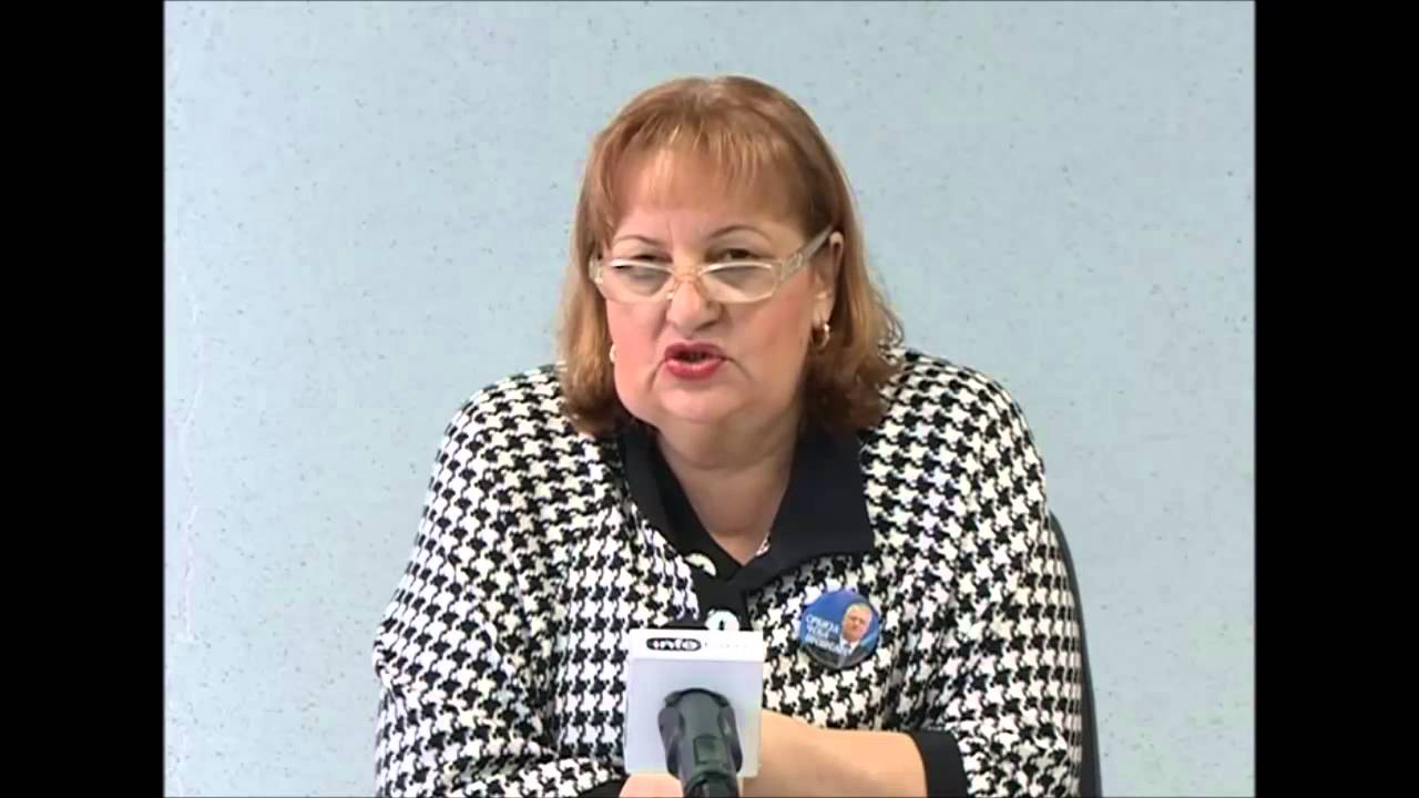 Vjerica Radeta, konferencija za novinare SRS, 16.1.2014 - YouTube