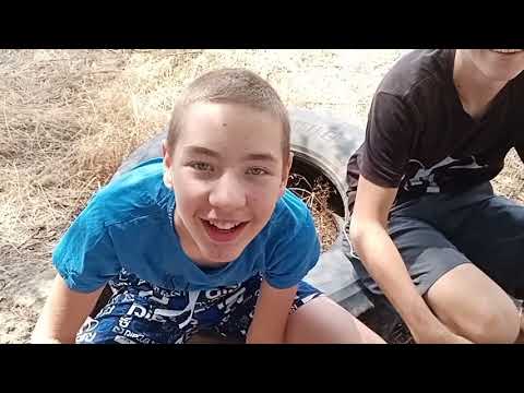 Щекотка челлендж