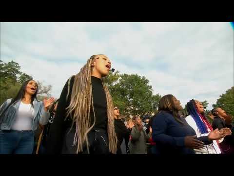 The Sunday Service Choir - Kanye West #HowardUniversity - YouTube