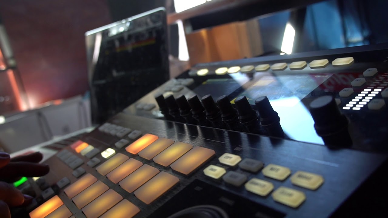 How to make a fire Playboi Carti type beat on Maschine 2019 - YouTube