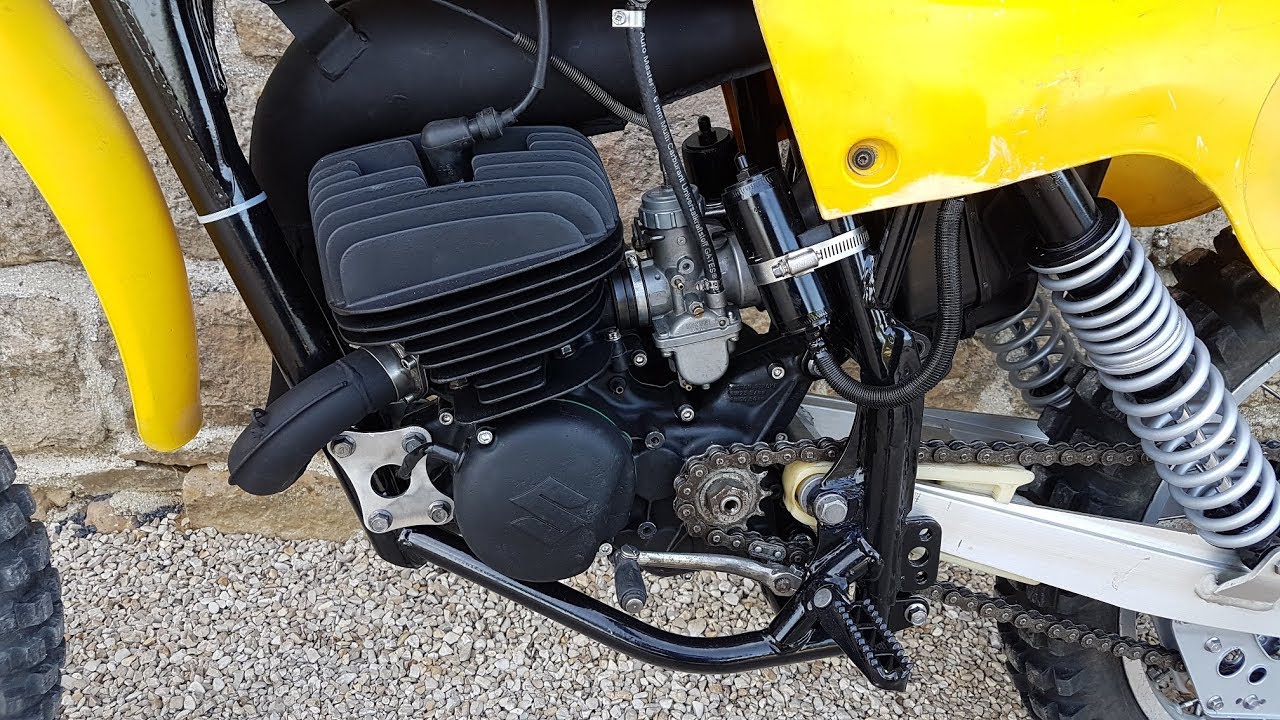 Suzuki 125 RM 1980 Partie 7 (1er redémarrage) - YouTube