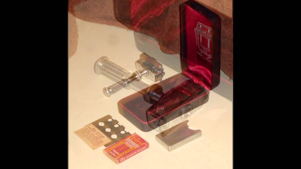 1930s Ronson Self Sharpening Razor Set - YouTube