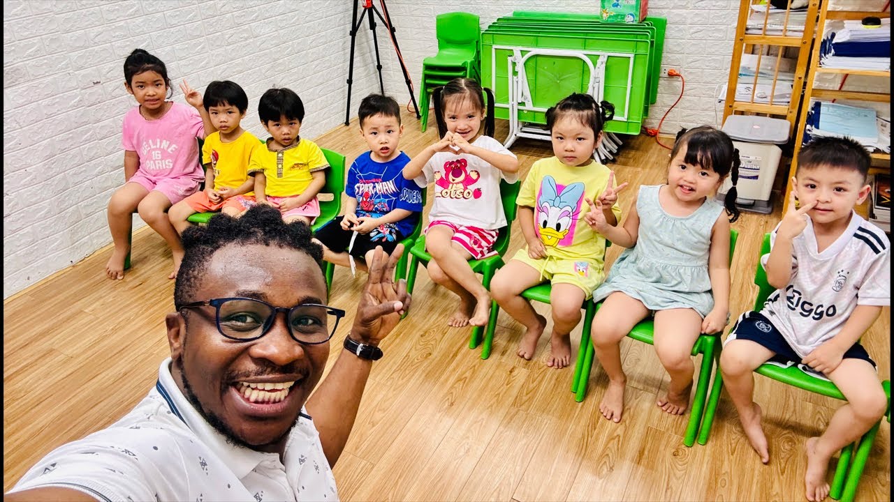 Amanda 1B Welcome lesson 2 - YouTube