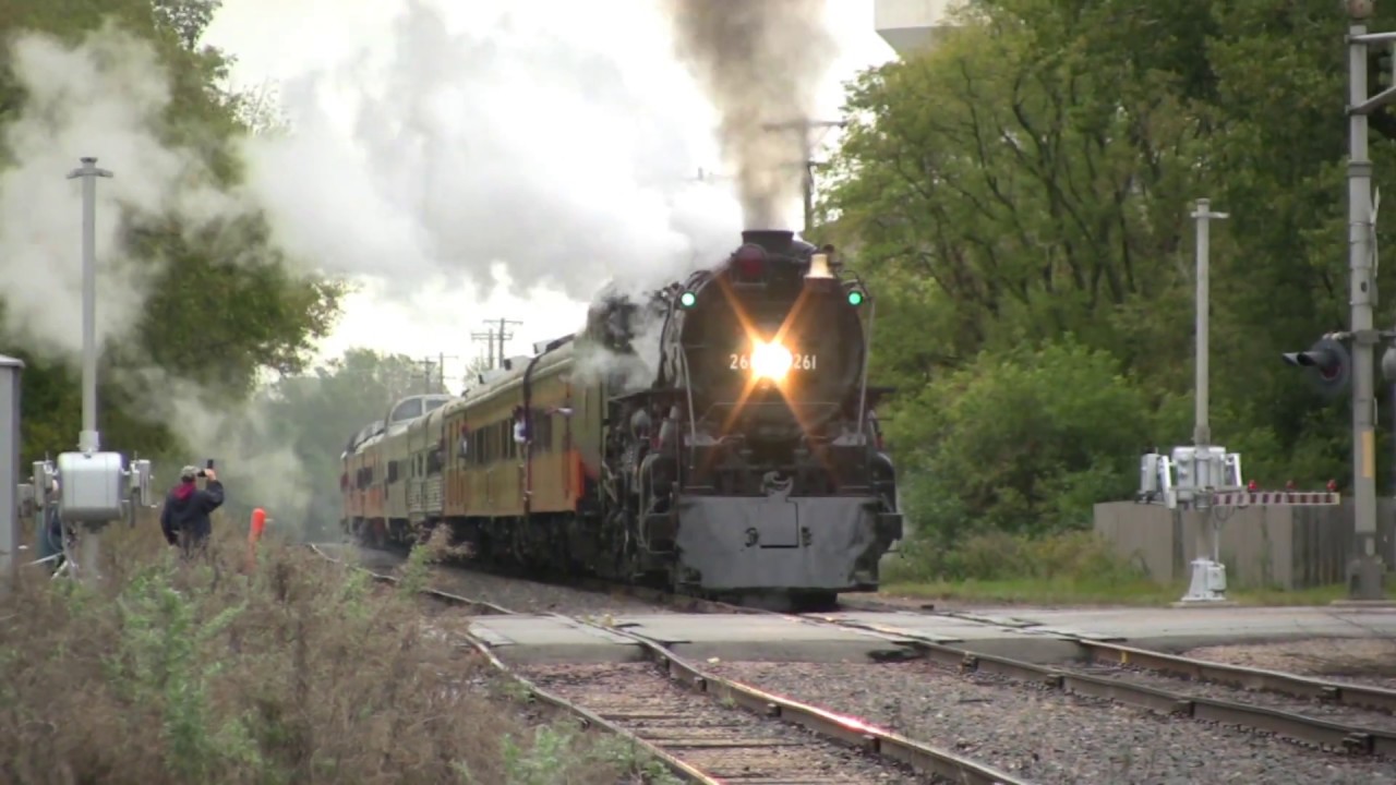 Milwaukee Road 261 on the TC&W -Milw 261 with lots of smoke!- - YouTube