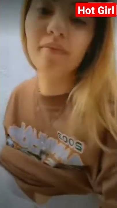 Hot Girl 🔥 Showing Her Big Boob Sexy Girl😎 Shorts Youtube