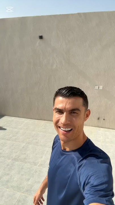 Ronaldo vs Khan full funny 😲#short #shorts #trending #cr7 #ronaldo#trand 😲#funny . - YouTube