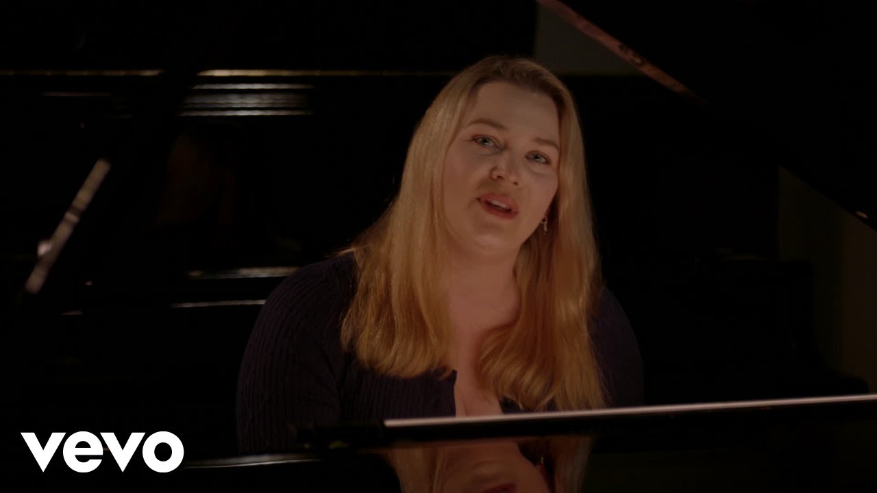 Candice Callaghan - Brave - YouTube