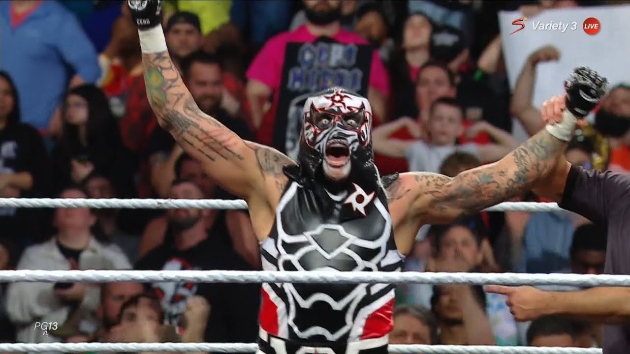 RAW ON NETFLIX: PENTA Defeats Ludwig Kaiser - YouTube