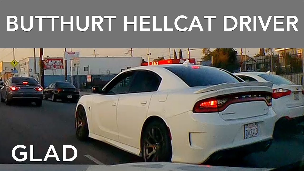Butthurt Hellcat Driver - 7WCF412 - YouTube