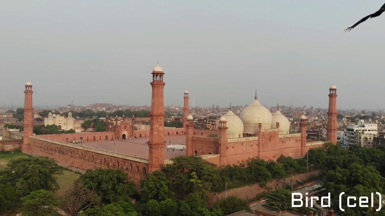 Drone View of Lahore Badshahi Mosque Minar-e-pakistan - YouTube
