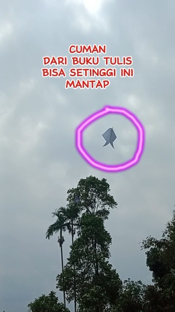 KITES FROM NOTEBOOKS CAN FLY HIGH #shorts #layangan #kite - YouTube