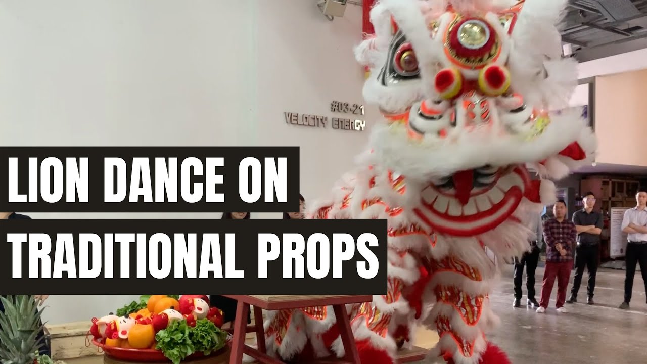 Lion Dance on Traditional Props - CNY 2020 - YouTube