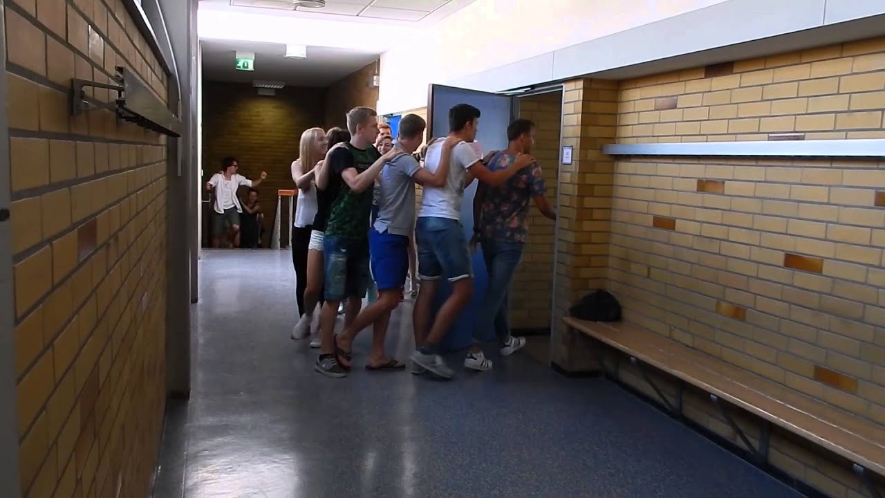 TÜREN - Video-Projekt zum (Schul-) Beginn / "Hinter dieser Tür"-Demo ...