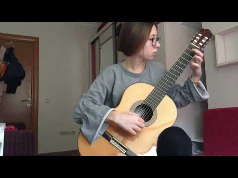 Bach - Bourree played by Elif Karagöz