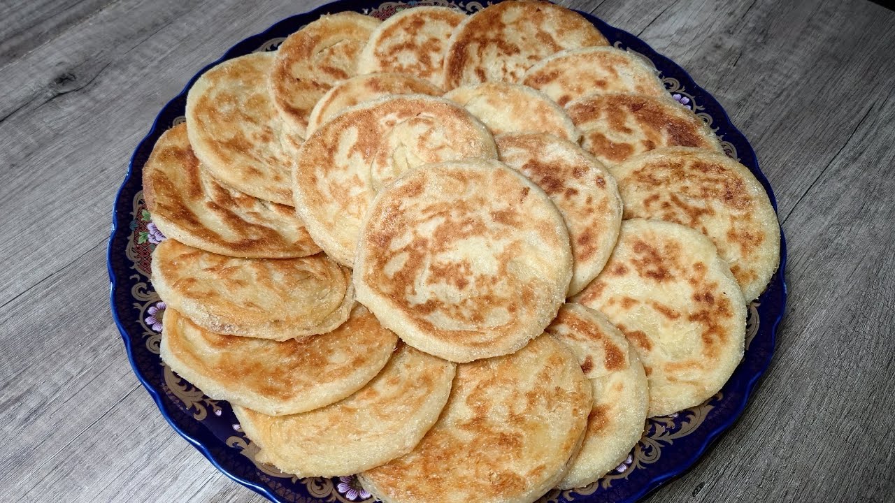 Melloui(gewickelte Fladen)🇲🇦, ملوي🇲🇦 Melloui(gâteaux plats emballés)🇲🇦 ...