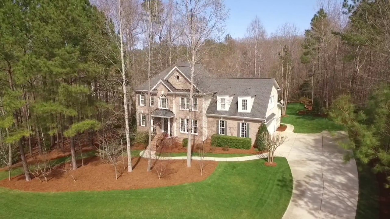 1124 Hawk Hollow Ln - YouTube