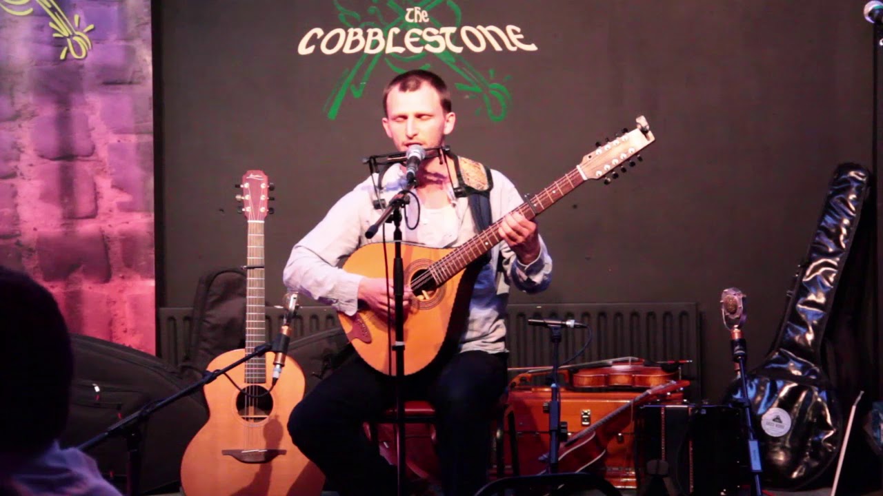 Lord Saltoun and Annachie Gordon (trad.) - Fintan McHugh (Live) - YouTube