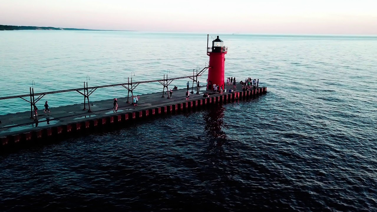 South Haven Sunset around Pier 360 - YouTube