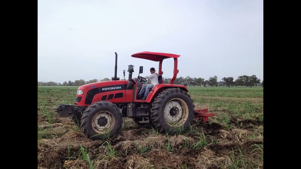 Tractor Foton TF 1254 4WD - Leon, Nicaragua - YouTube